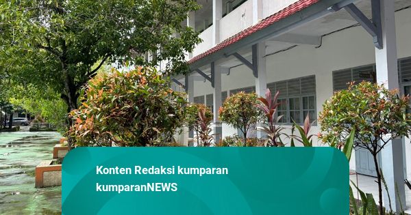 Gagal Masuk PTN Jalur SNBP, Siswa-Siswi SMAN 17 Makassar Mogok Belajar | kumparan.com